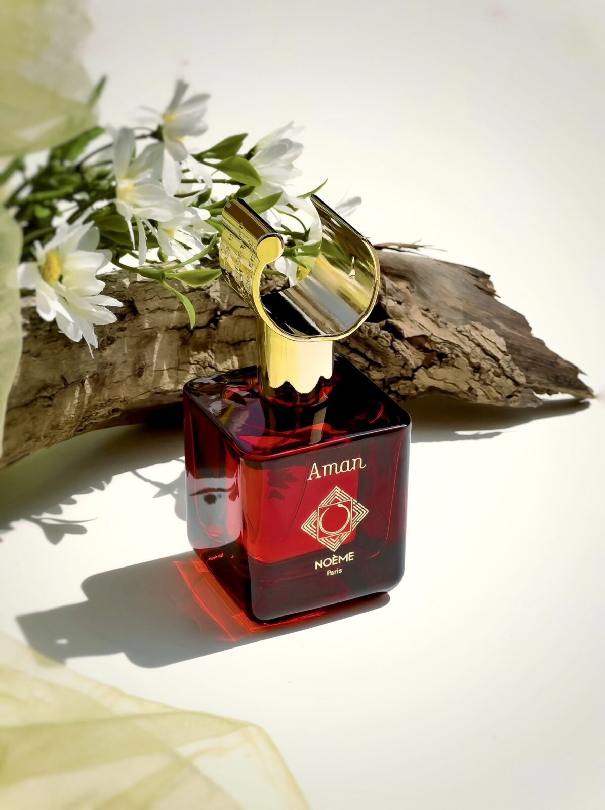 عطر Aman Noème من نومي - لمحة عطرية | Aromatic Glance